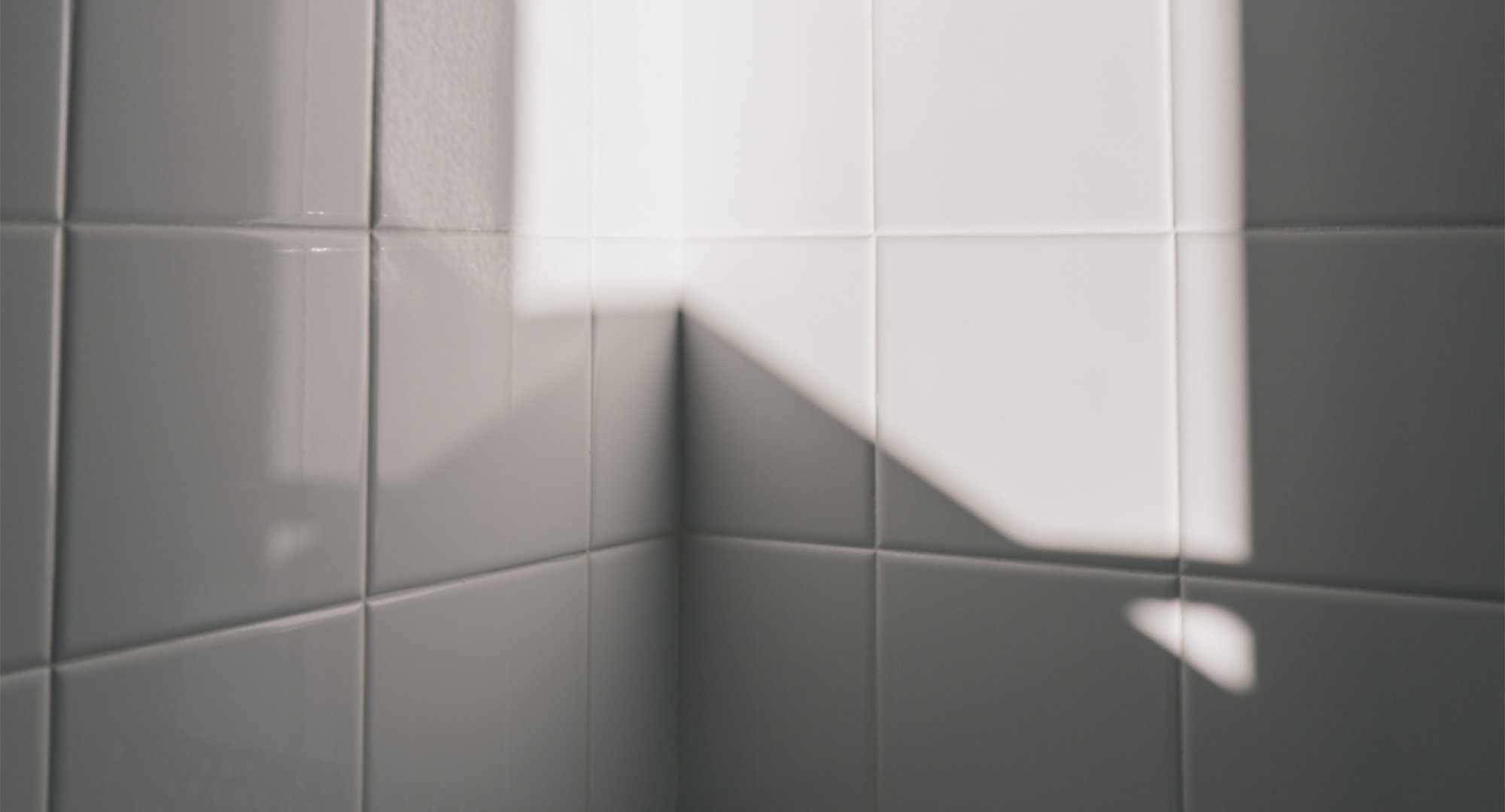 Kitchen & Bathroom Recaulking in Naperville | The Grout Medic